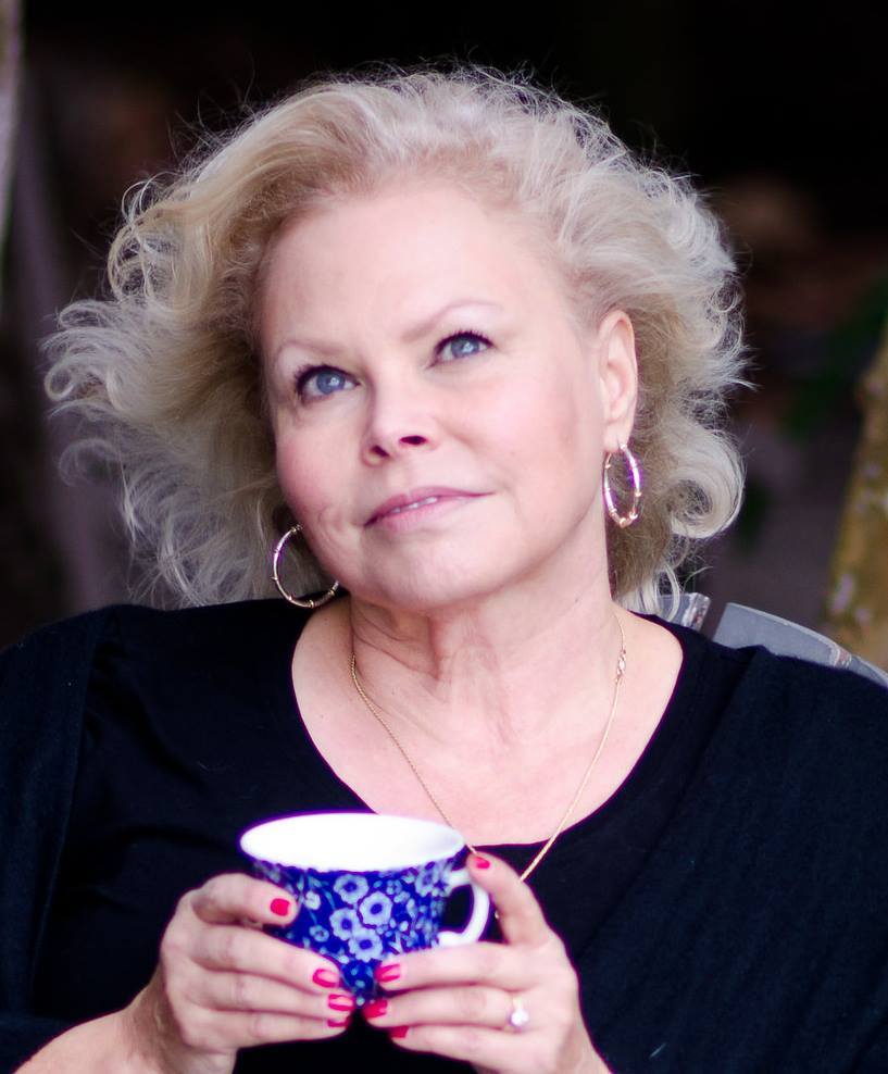 Biography - Joanna Campbell Slan